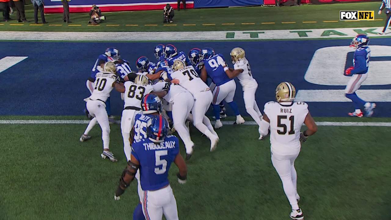 New Orleans Saints running back Kendre Miller's TD run caps Saints' 98 ...