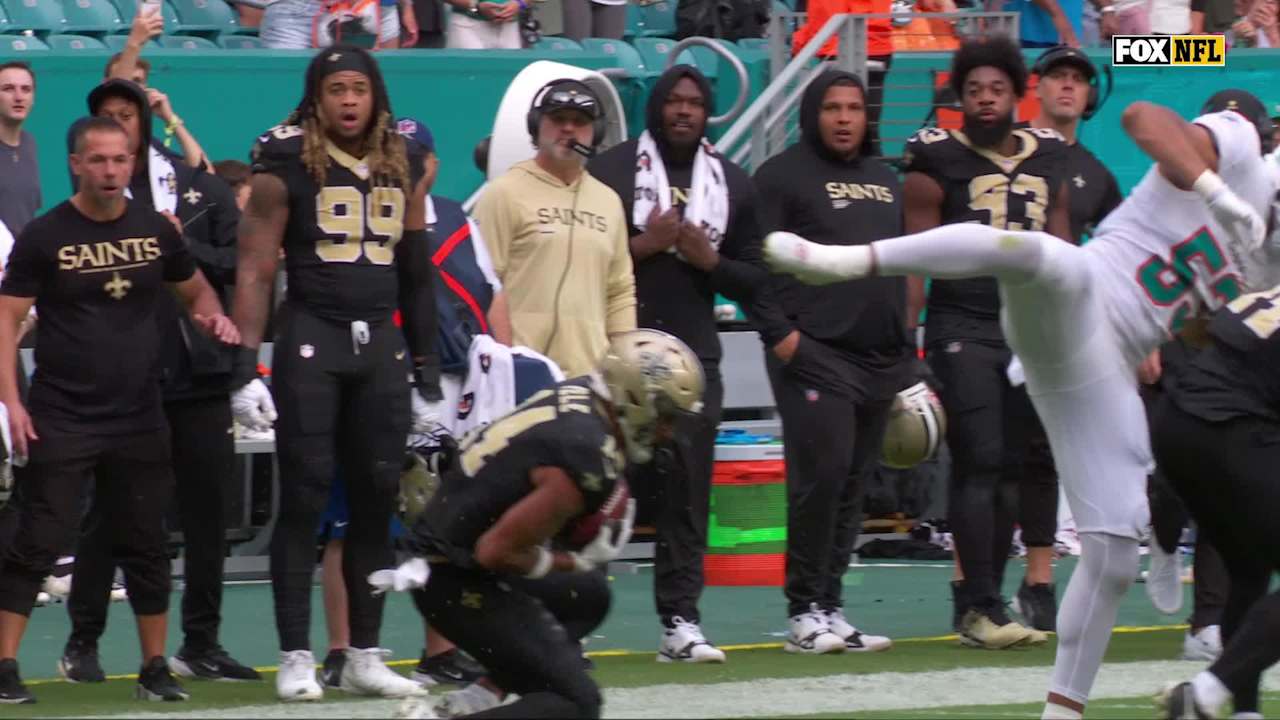 New Orleans Saints kicker Charlie Smyth executes onside kick to ...