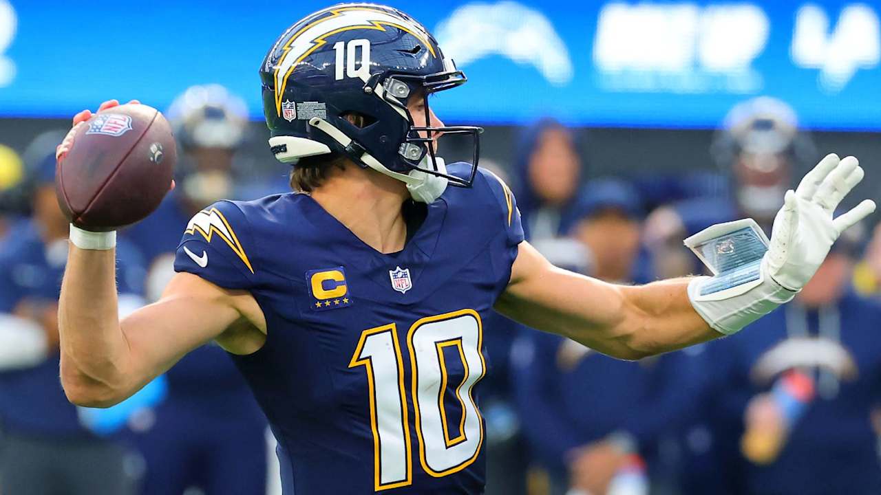 Chargers QB Justin Herbert (left hand) active Monday vs. Eagles