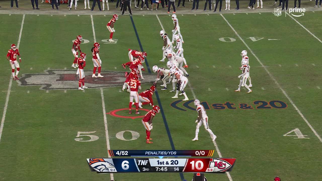 Denver Broncos quarterback Bo Nix's sideline strike finds wide receiver ...