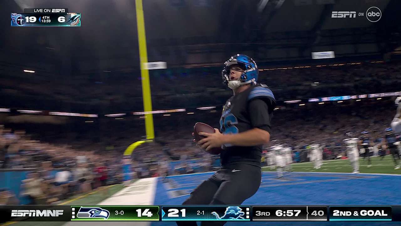 Can't-Miss Play: Detroit Lions wide receiver Amon-Ra St. Brown throws ...