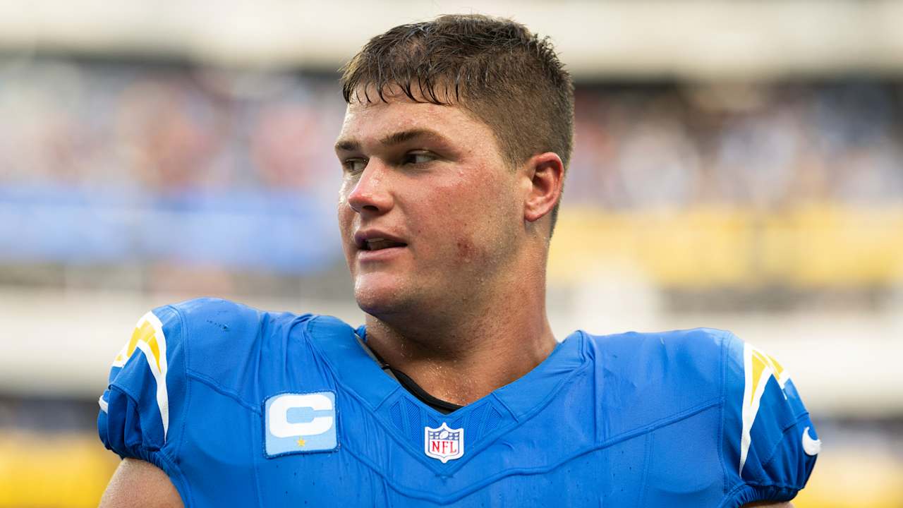 Notable injuries, news from Sunday's Week 4 games: Chargers OT Joe Alt ...