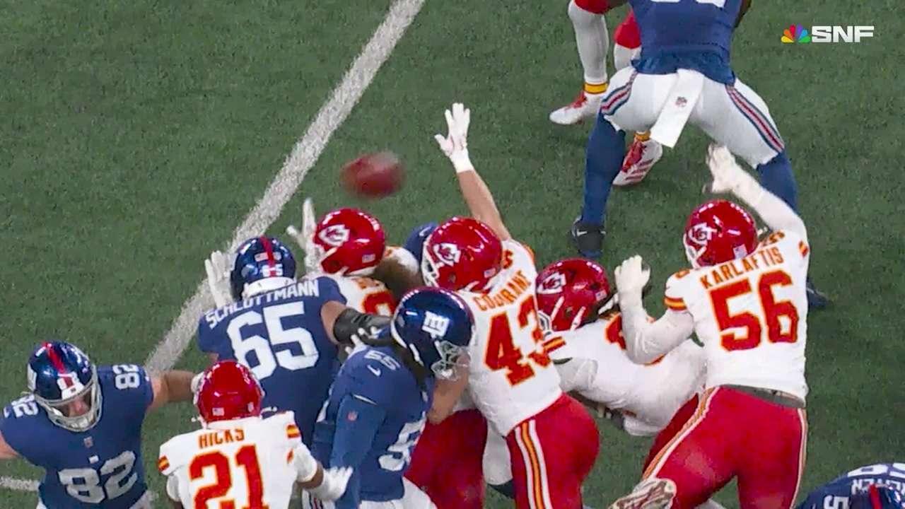 Kansas City Chiefs get their hands on New York Giants extra-point try ...