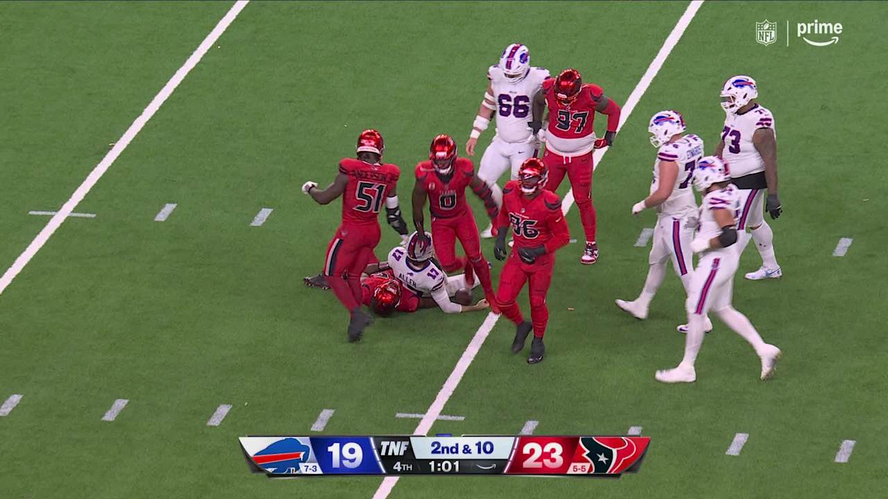 Houston Texans linebacker Danielle Hunter clobbers Buffalo Bills ...