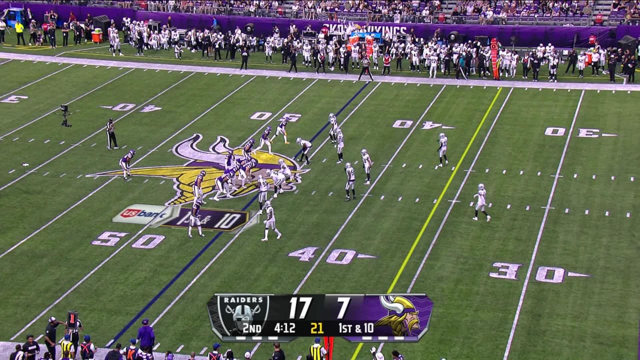 Minnesota Vikings quarterback J.J. McCarthy's 21-yard loft pinpoints ...