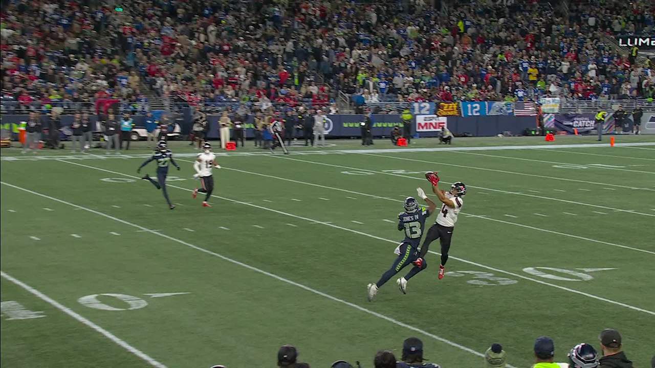 Houston Texans quarterback C.J. Stroud's 29-yard loft lands perfectly ...