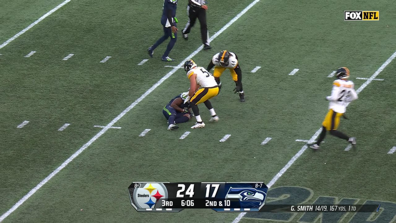 Seattle Seahawks' errant direct snap to Seahawks running back Kenneth ...