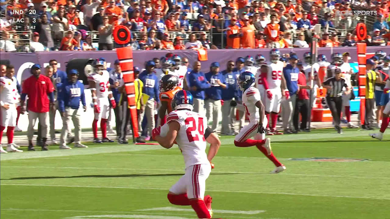 Denver Broncos quarterback Bo Nix's 32-yard connection with wide ...