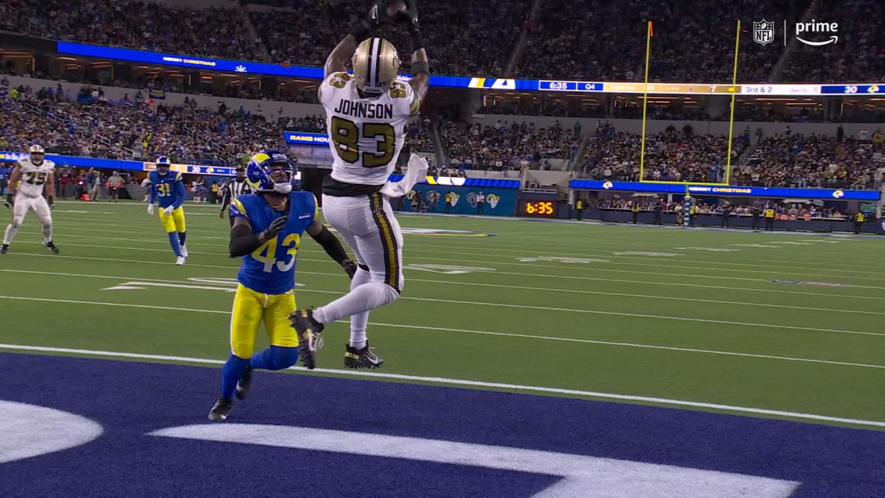 New Orleans Saints quarterback Derek Carr, Saints tight end Juwan ...