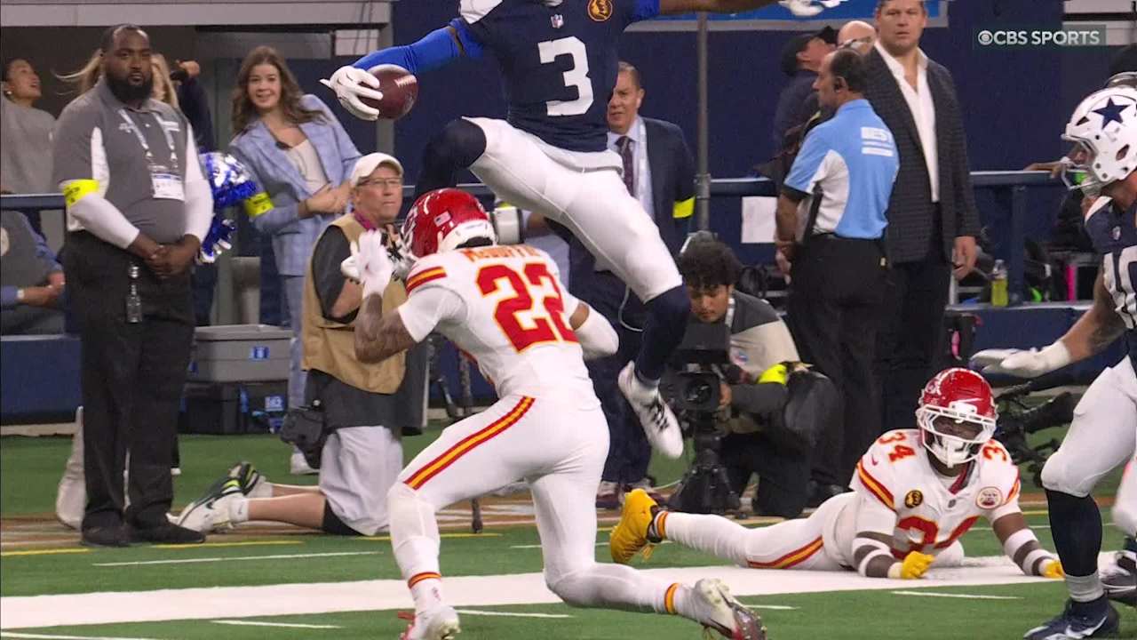 Can't-Miss Play: Hurdle of the year? Dallas Cowboys wide receiver ...