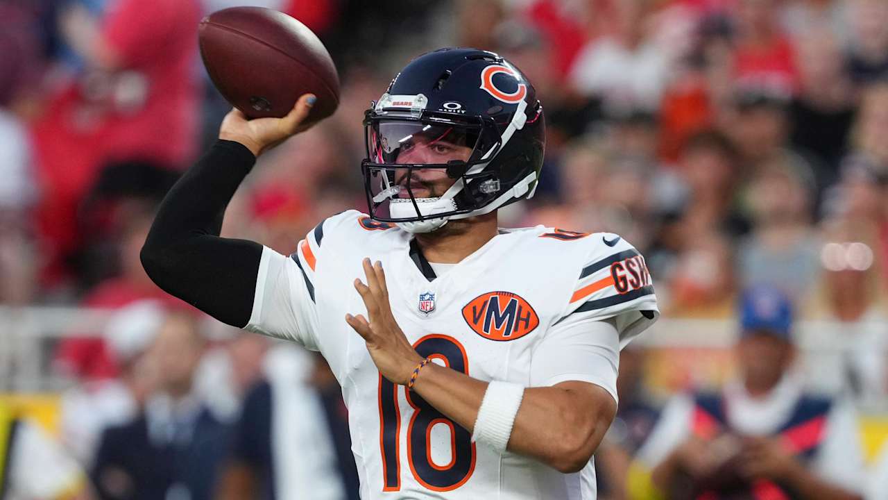 Ben Johnson: Bears' first-team offense played 'really sloppy football ...