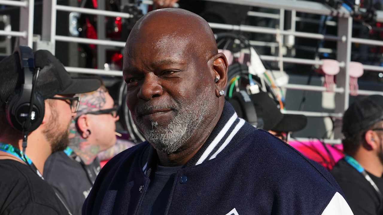 Cowboys legend Emmitt Smith lauds 'quiet offseason' for Dallas: 'We don ...