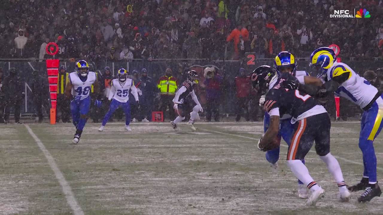 One-handed catch alert! Chicago Bears wide receiver DJ Moore stops ...