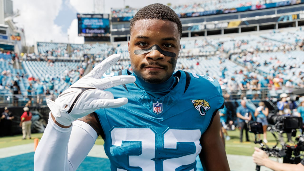 Jaguars signing CB Tyson Campbell to four-year, $76.5 million extension
