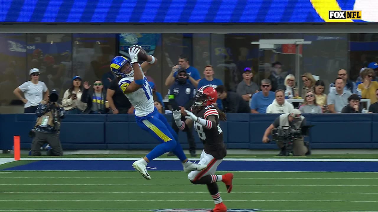 Los Angeles Rams wide receiver Puka Nacua comes up with apparent injury ...