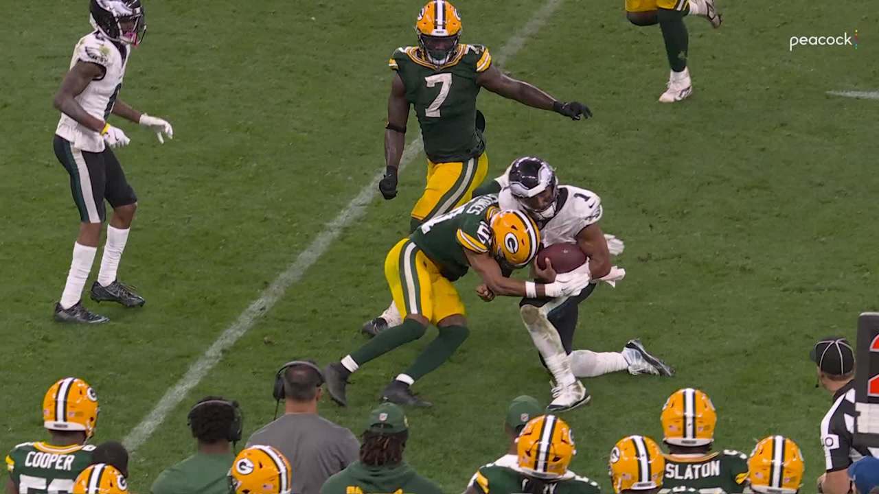 Philadelphia Eagles quarterback Jalen Hurts shows powerlifter strength ...