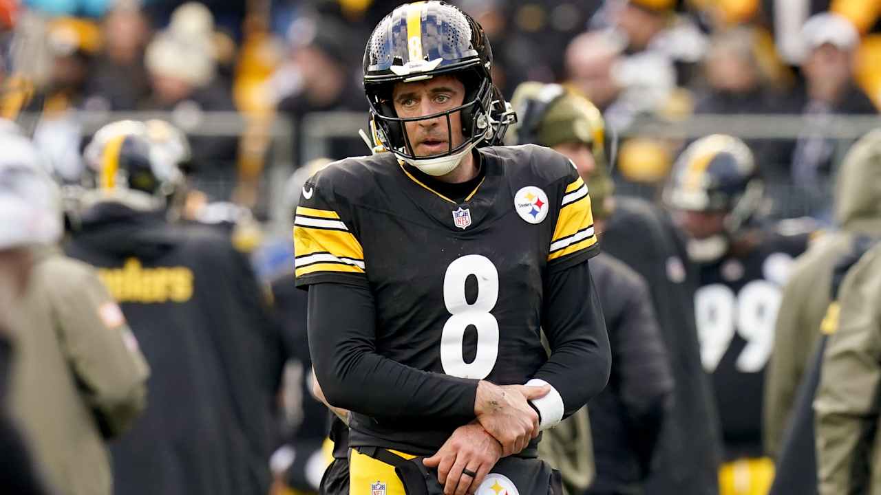 Aaron Rodgers does not need left wrist surgery; Steelers QB pushing to ...