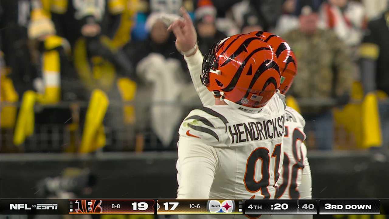 Cincinnati Bengals defensive end Trey Hendrickson secures his third ...