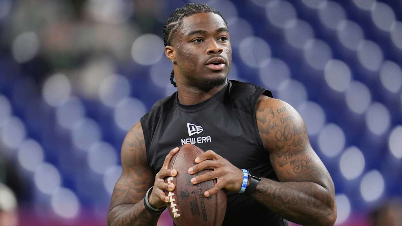 NFL news roundup: Giants to hold private workout with Alabama QB Jalen ...