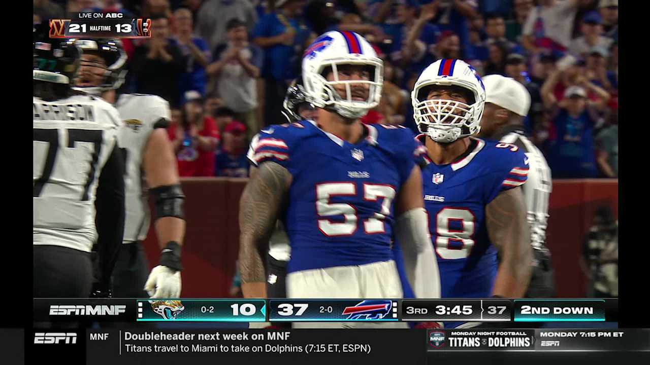 Buffalo Bills defensive end A.J. Epenesa's powerful bear-hug tackle ...