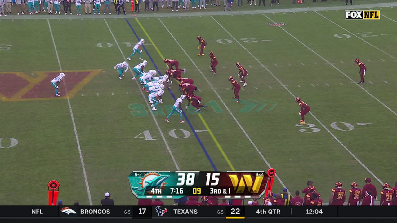 Miami Dolphins running back De'Von Achane flashes brief glimpse of his ...