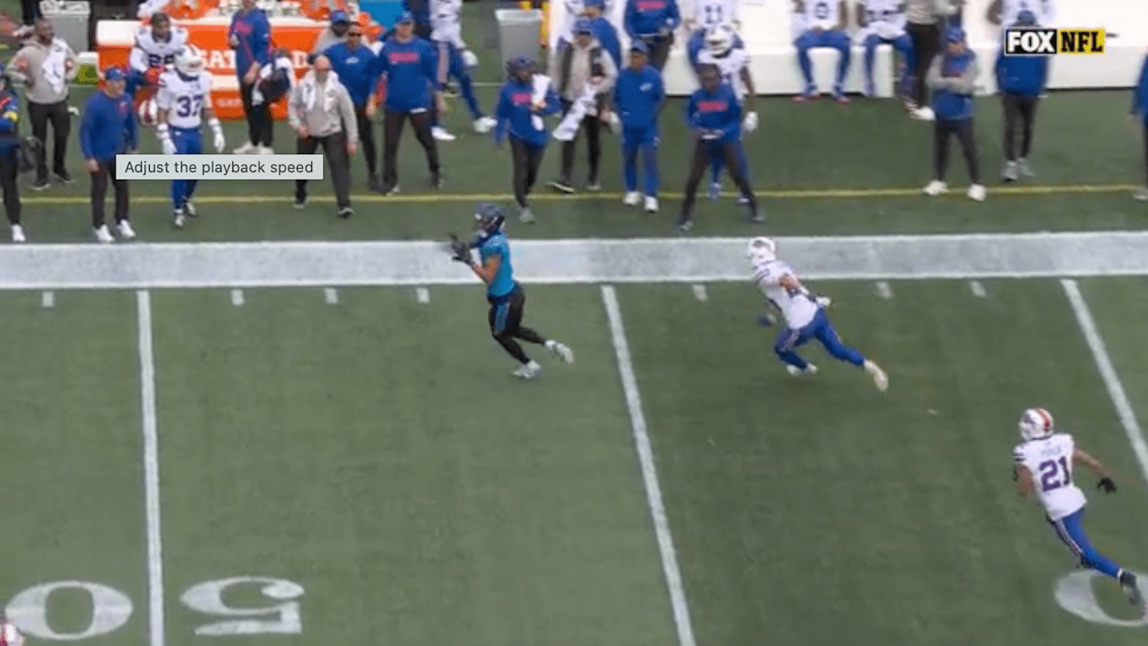 Carolina Panthers quarterback Andy Dalton zips sideline pass to wide ...