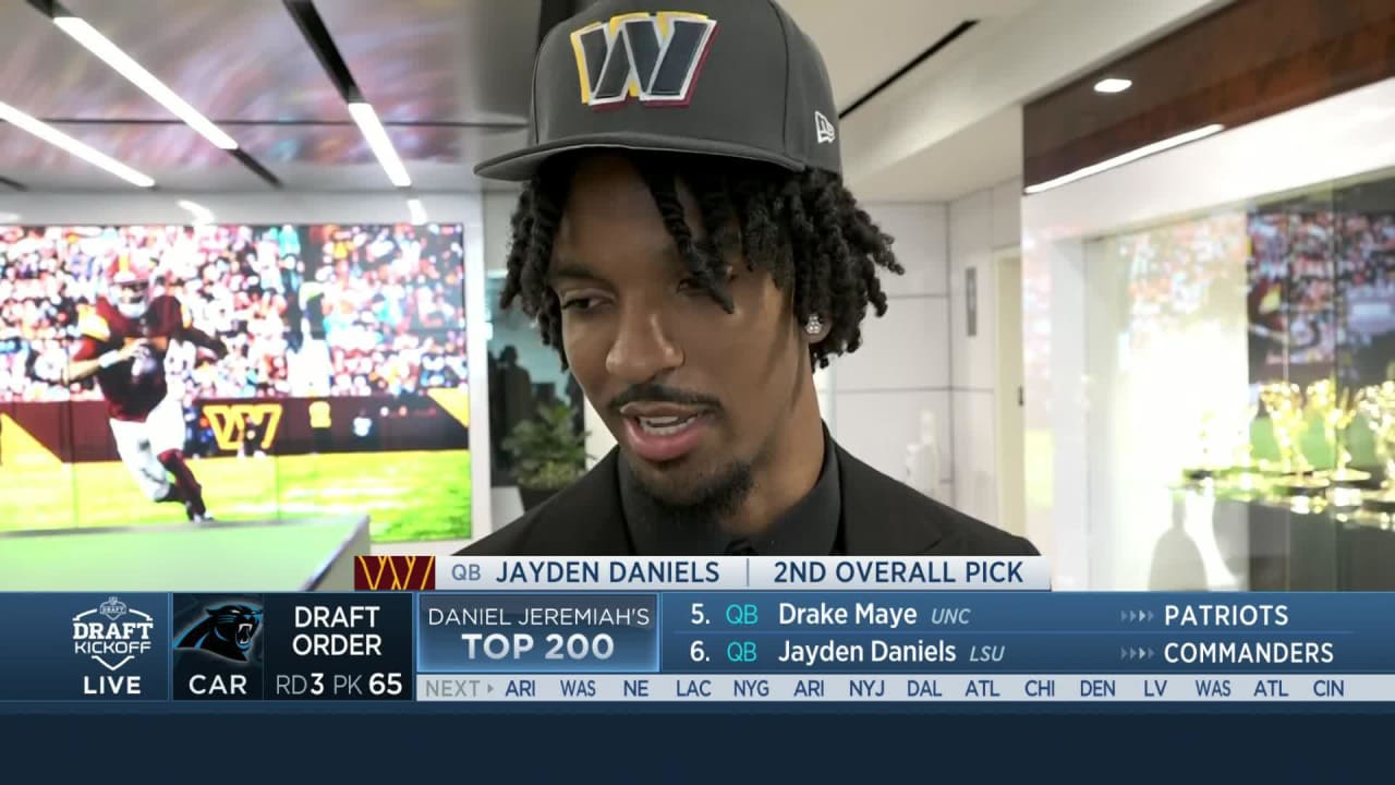 Washington Commanders rookie quarterback Jayden Daniels catches up with ...