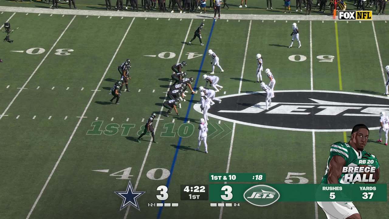 New York Jets quarterback Justin Fields hits Isaiah Davis in motion for ...
