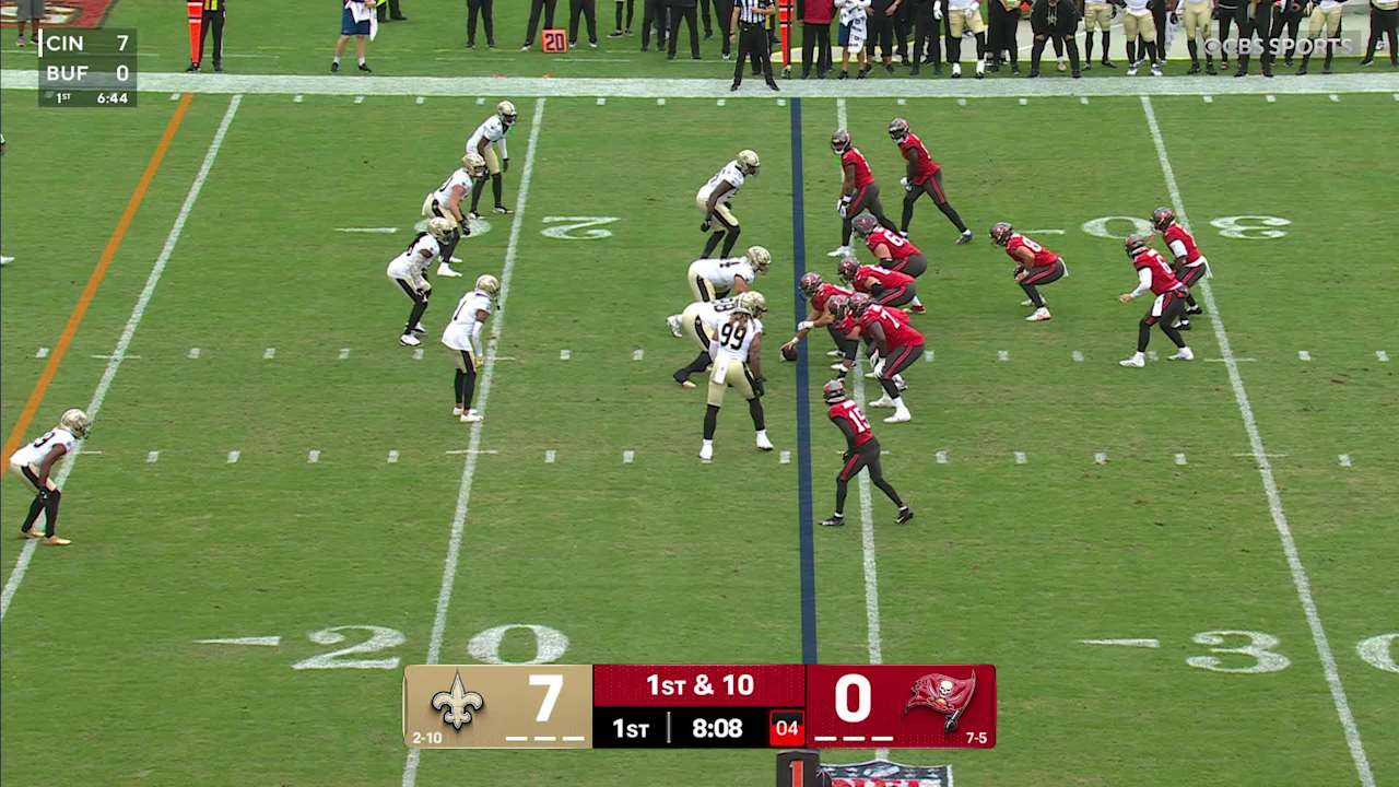 Tampa Bay Buccaneers running back Bucky Irving follows his blocker on a ...