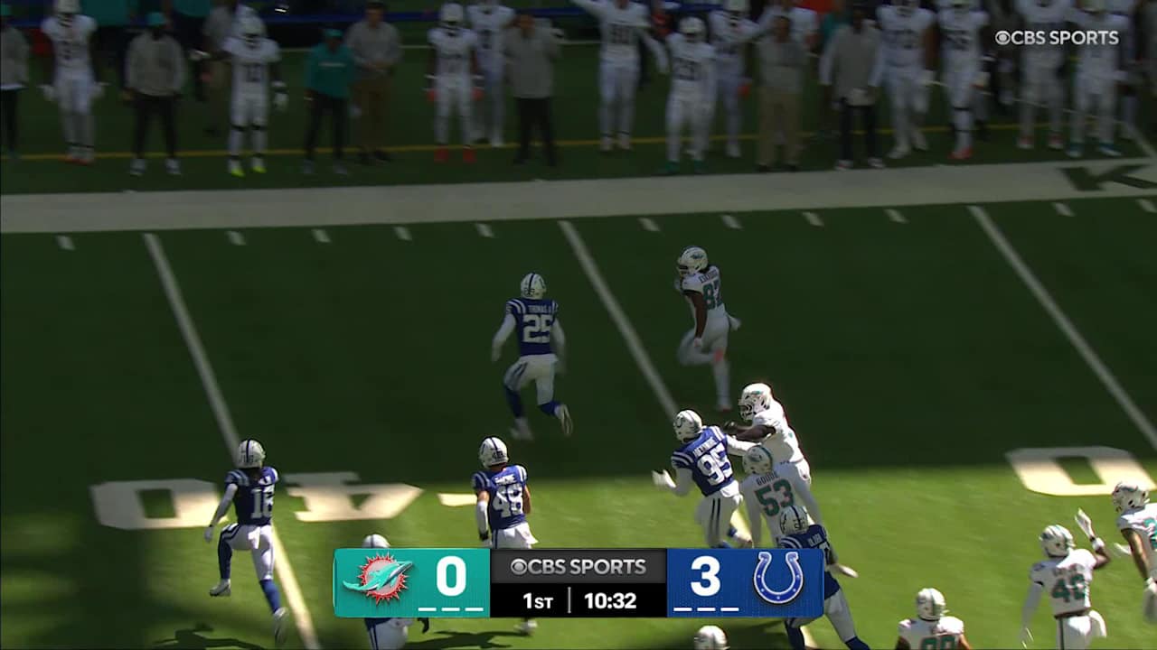 Miami Dolphins kickoff returner and wide receiver Dee Eskridge's 37 ...