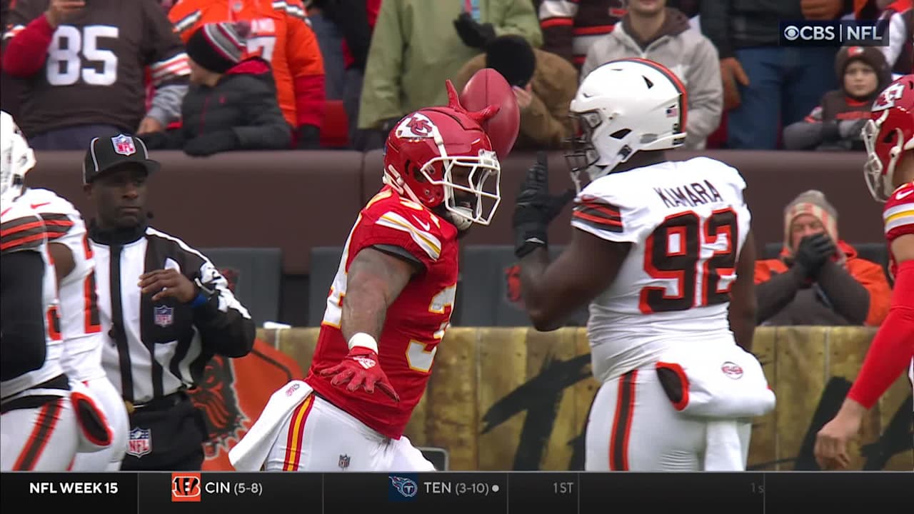 Kansas City Chiefs running back Samaje Perine falls on Cleveland Browns ...
