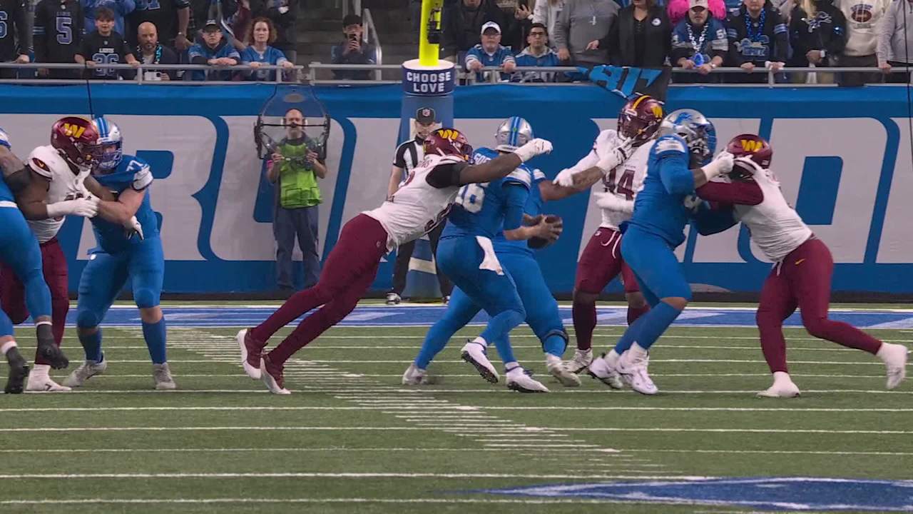 Can't-Miss Play: Washington Commanders defensive end Dorance Armstrong ...