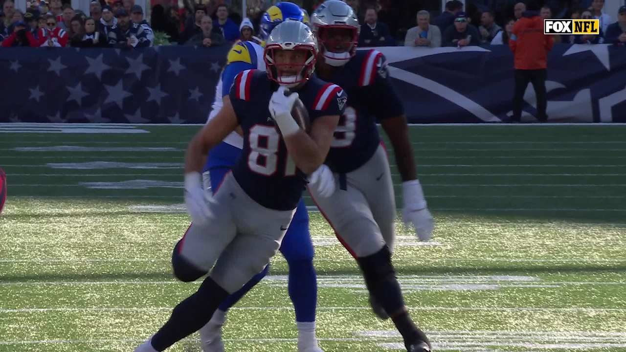 New England Patriots tight end Austin Hooper's 18-yard catch and run ...