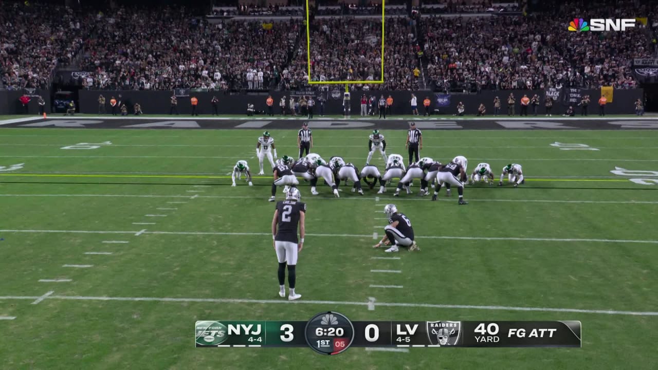 Las Vegas Raiders kicker Daniel Carlson's 40-yard field goal makes it a 3-3 game in the first ...