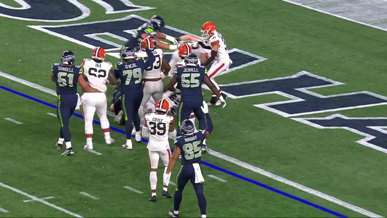 Seattle Seahawks rookie RB George Holani powers through for his second ...