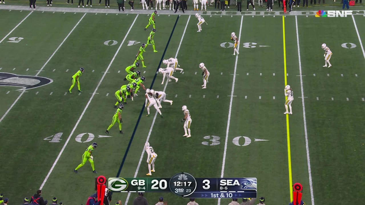 Green Bay Packers defensive tackle Devonte Wyatt soars into Seattle ...