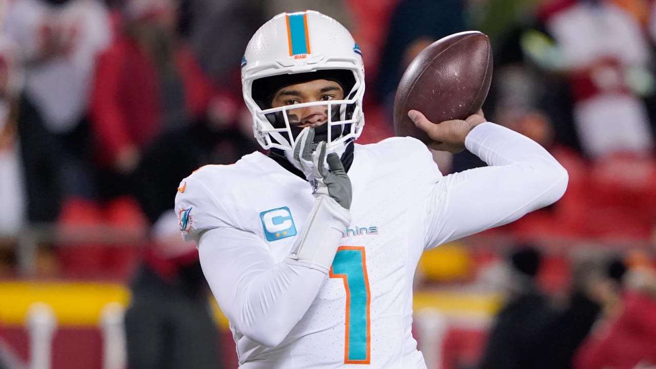 Dolphins GM Chris Grier: Goal is to have QB Tua Tagovailoa in Miami 'long-term'