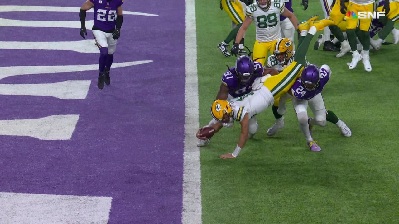 Can't-Miss Play: Green Bay Packers quarterback Jordan Love extends just ...