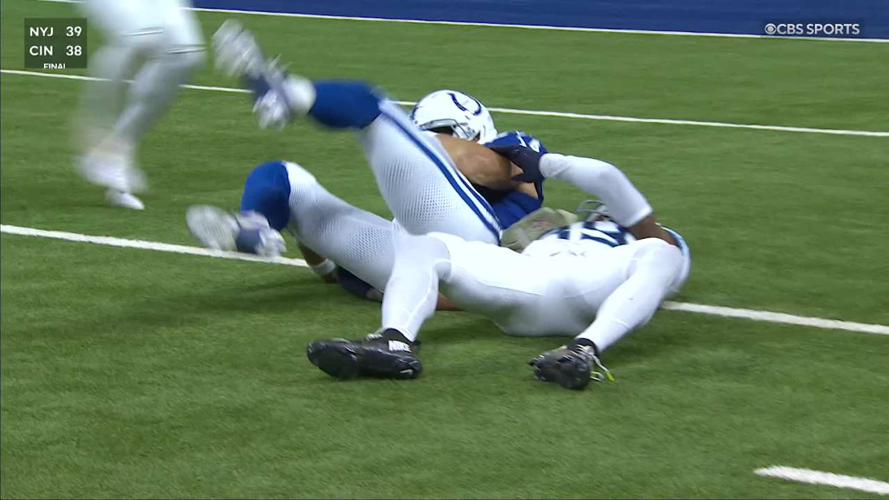 Indianapolis Colts wide receiver Alec Pierce makes trademark leaping ...