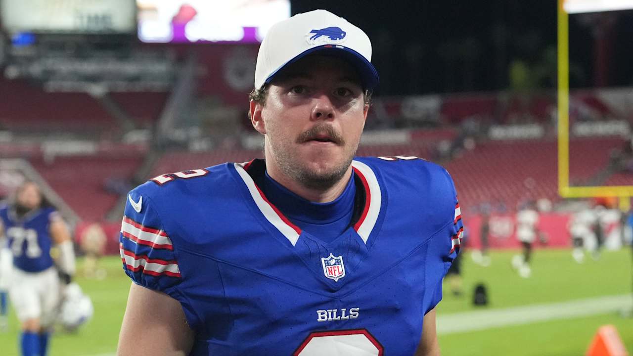 NFL news roundup: Bills place K Tyler Bass on injured reserve