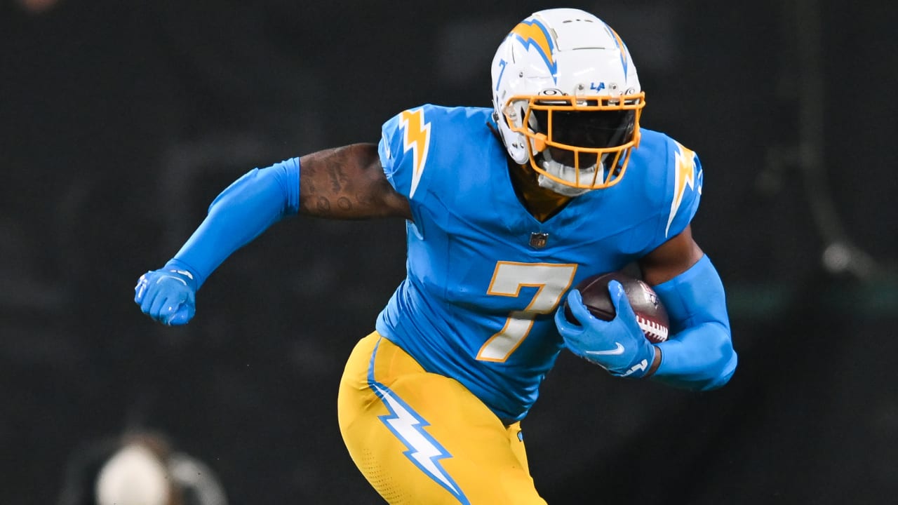 Los Angeles Chargers tight end Gerald Everett is a tackle-breaking ...