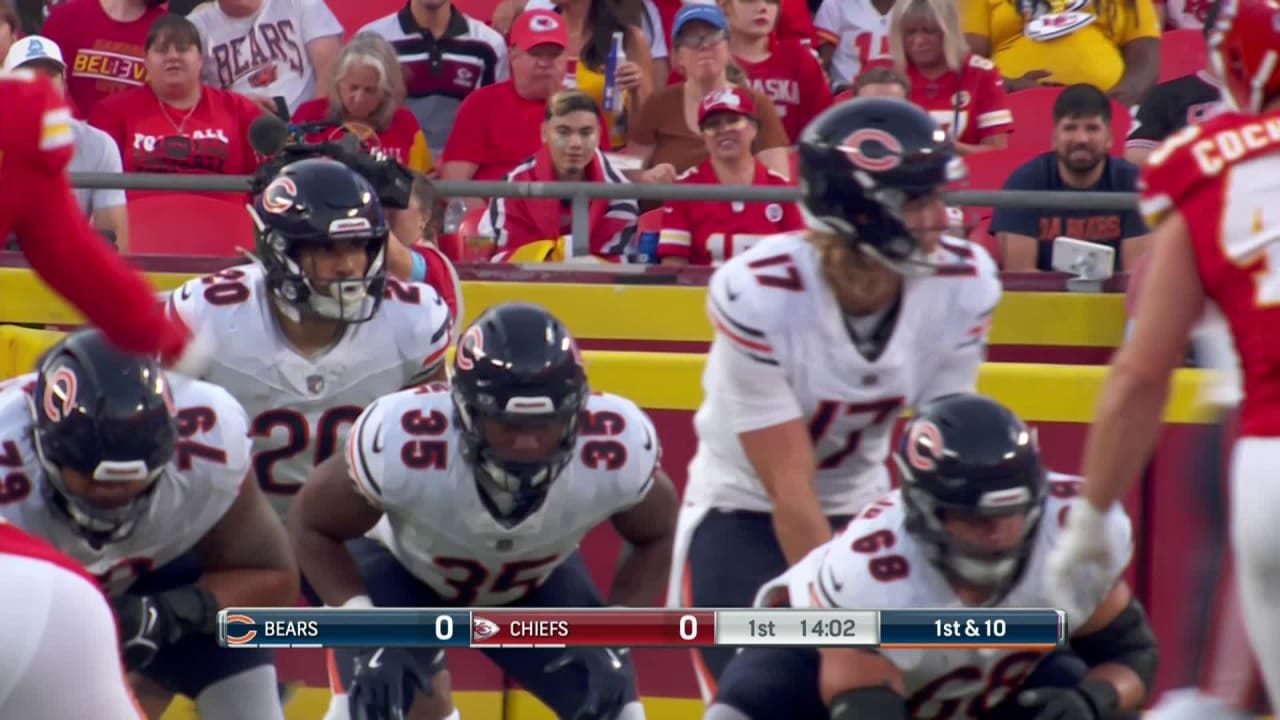 Chicago Bears quarterback Tyson Bagent's 44-yard loft pinpoints wide ...