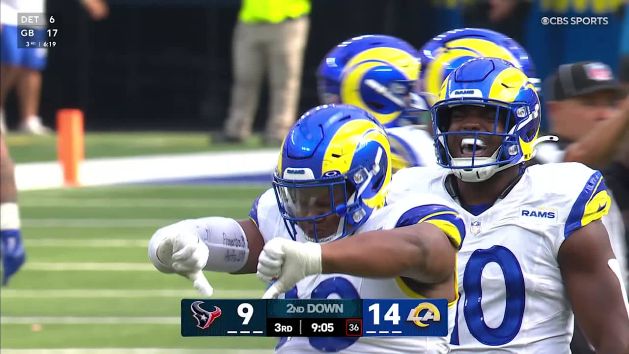 Los Angeles Rams defensive end Tyler Davis secures Rams' third sack of ...