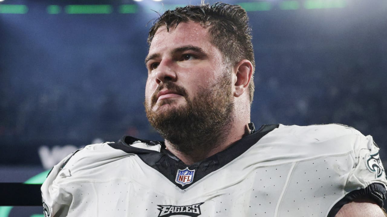 Eagles guard Landon Dickerson signing four-year extension worth up to ...