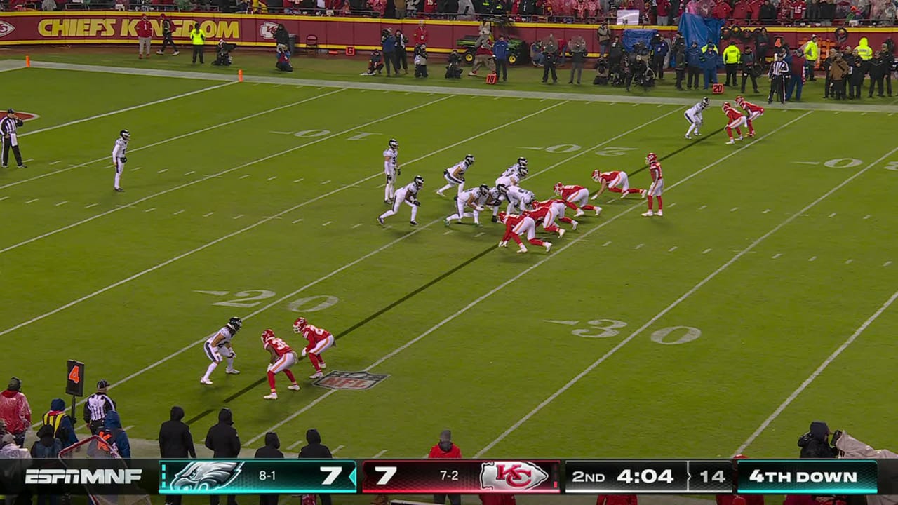 Kansas City Chiefs wide receiver Kadarius Toney unleashes his full juke ...