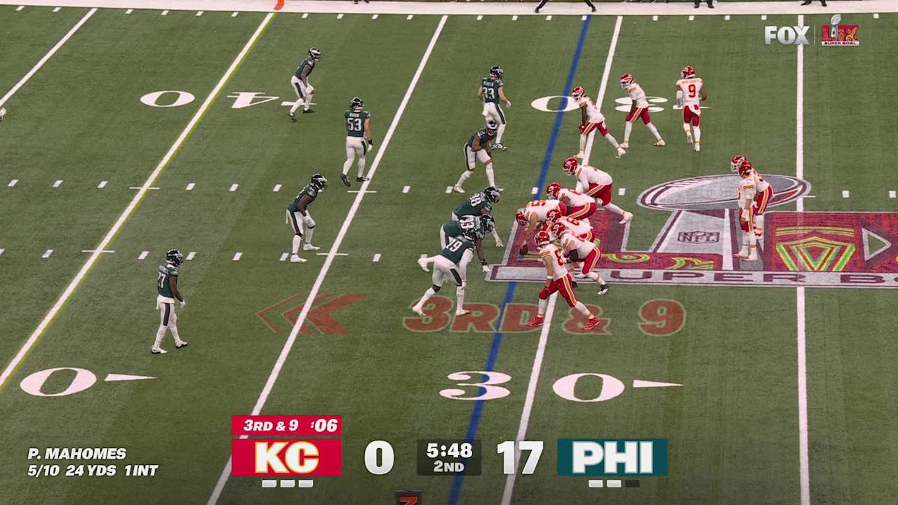 Philadelphia Eagles defensive end Milton Williams ambushes Kansas City ...