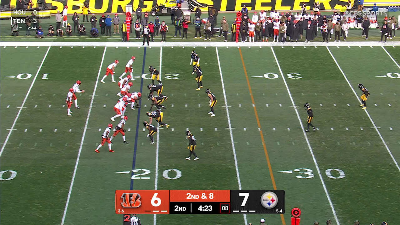 Cincinnati Bengals running back Chase Brown's one-handed catch yields ...