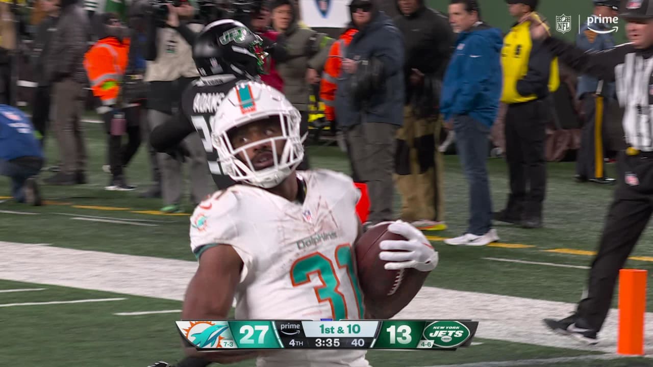 Miami Dolphins running back Raheem Mostert's 34-yard touchdown run ends ...