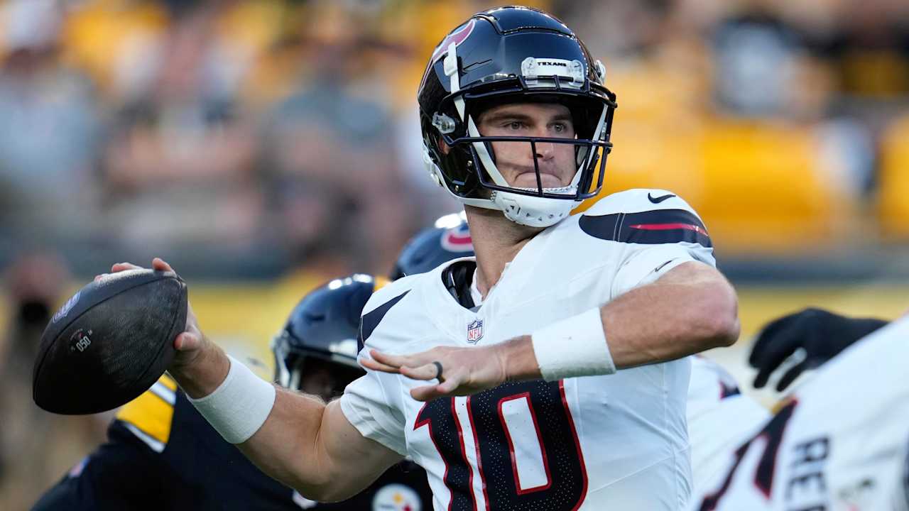 Texans QB Davis Mills agrees to one-year, $5 million extension to back ...