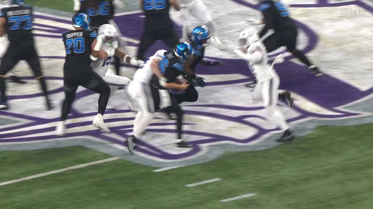 Minnesota Vikings safety Harrison Smith engulfs Detroit Lions ...